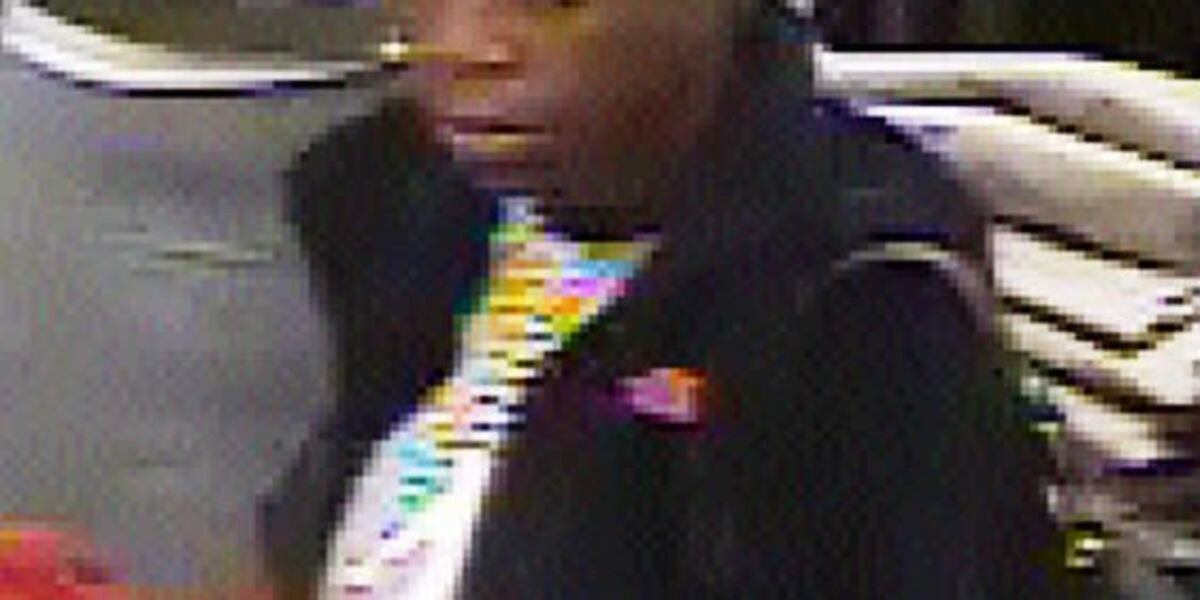 Carbondale Police looking to identify Macy's theft suspect Carbondale Police looking to identify Macy's theft suspect